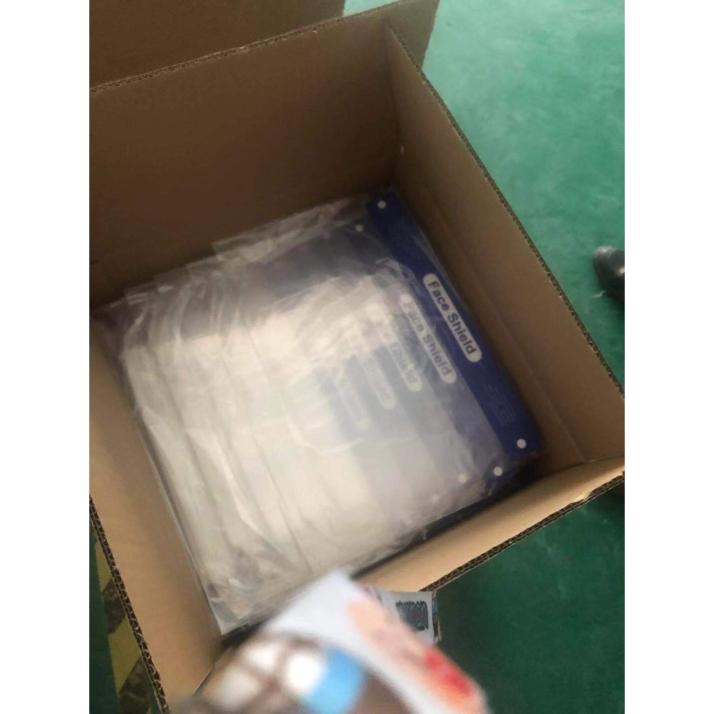 Protective Isolation FaceShield Direct Splash Protection Face Shield