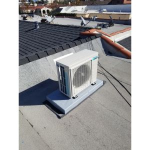 Daikin 12,000 BTU 17 Seer Single Zone Ductless Mini Split Heat Pump ...